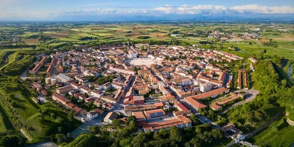 IL FRIULI VENEZIA GIULIA: Aquileia, Venzone, San Daniele e Palmanova ...